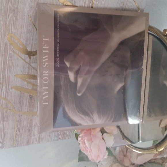 Taylor Swift | Other | Taylor Swift 226 Calendar | Poshmark